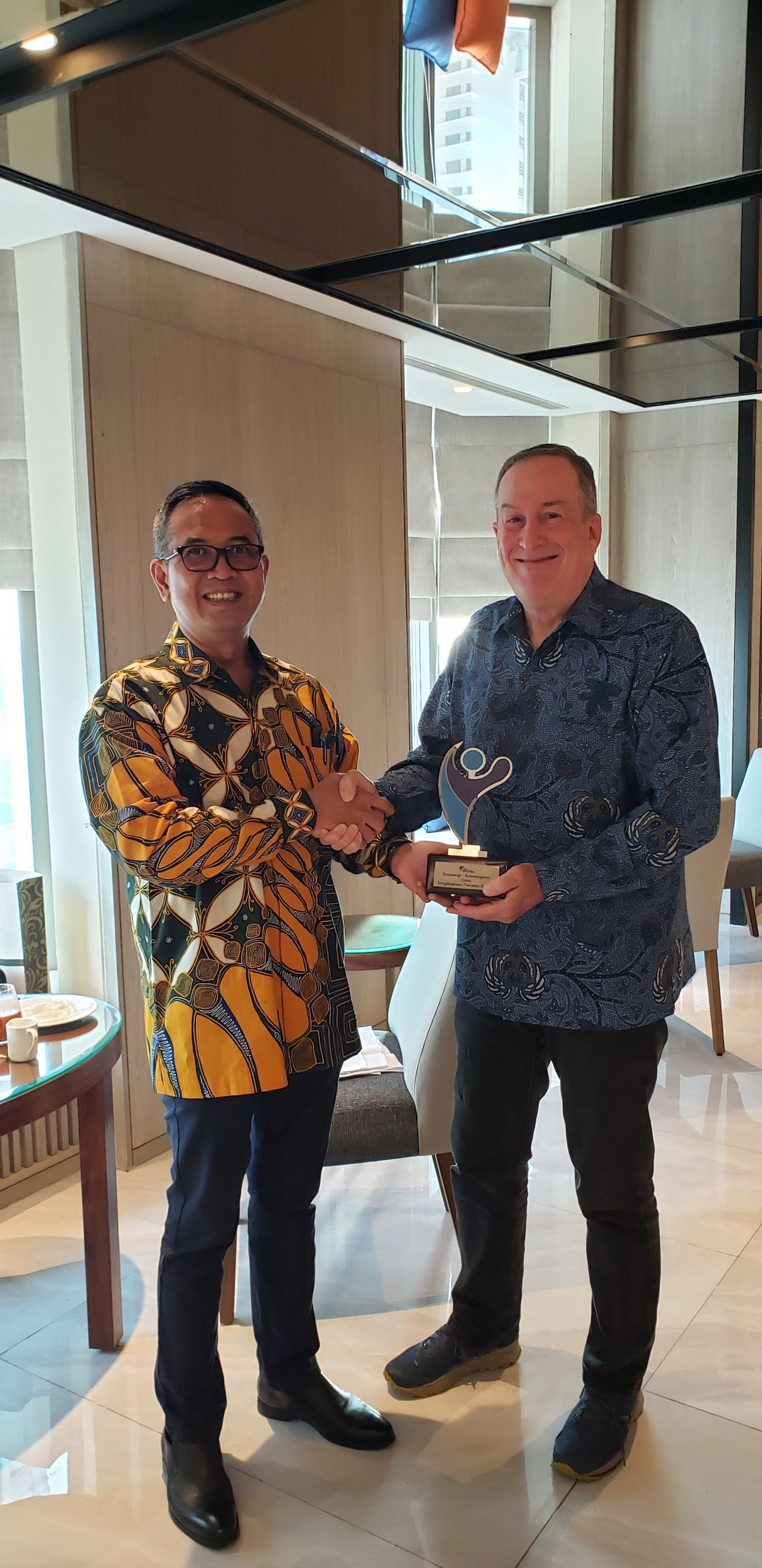 Gallery – Outlook Indonesia